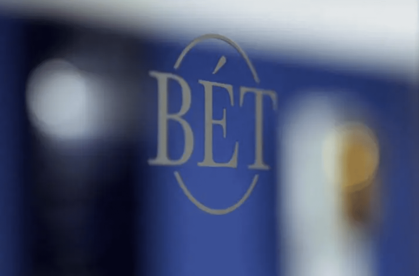 Tőzsde napközben Január 14.–A BUX tovább szárnyal