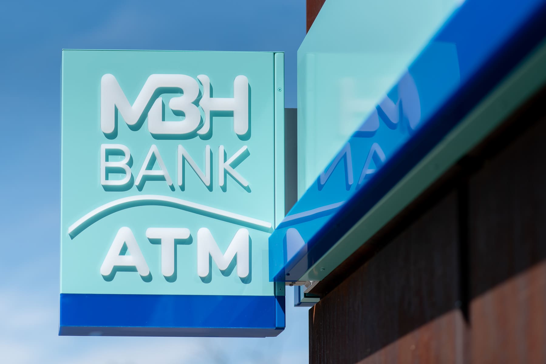 Rekordot ért el az MBH Bank–107 milliárd forint részvényt adtak el
